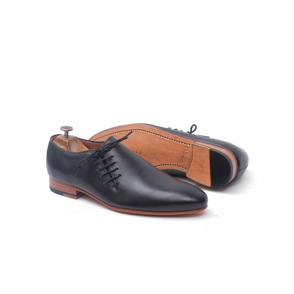 Enzo Classic Black | Side-Lace Wholecut Oxford – Koku Footwear